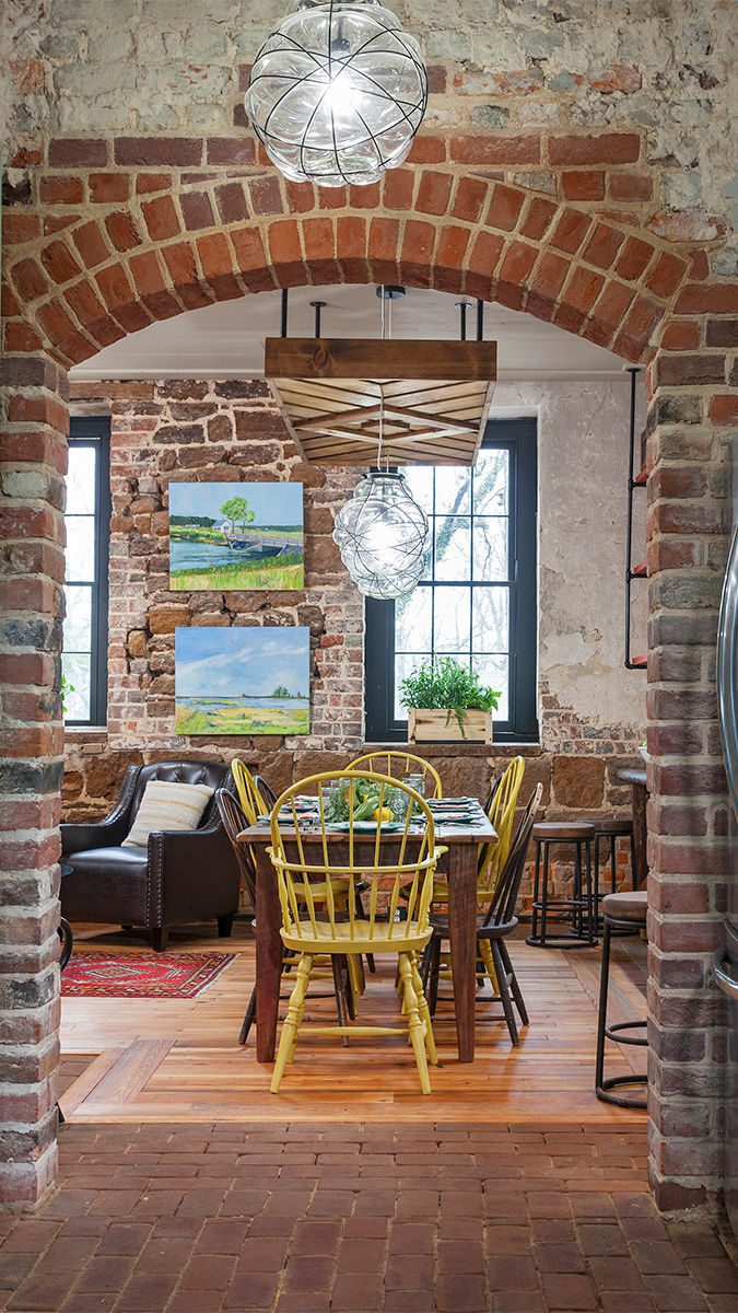 The Tale of Two Kitchens | Wallpaper Etc. in Mississippi